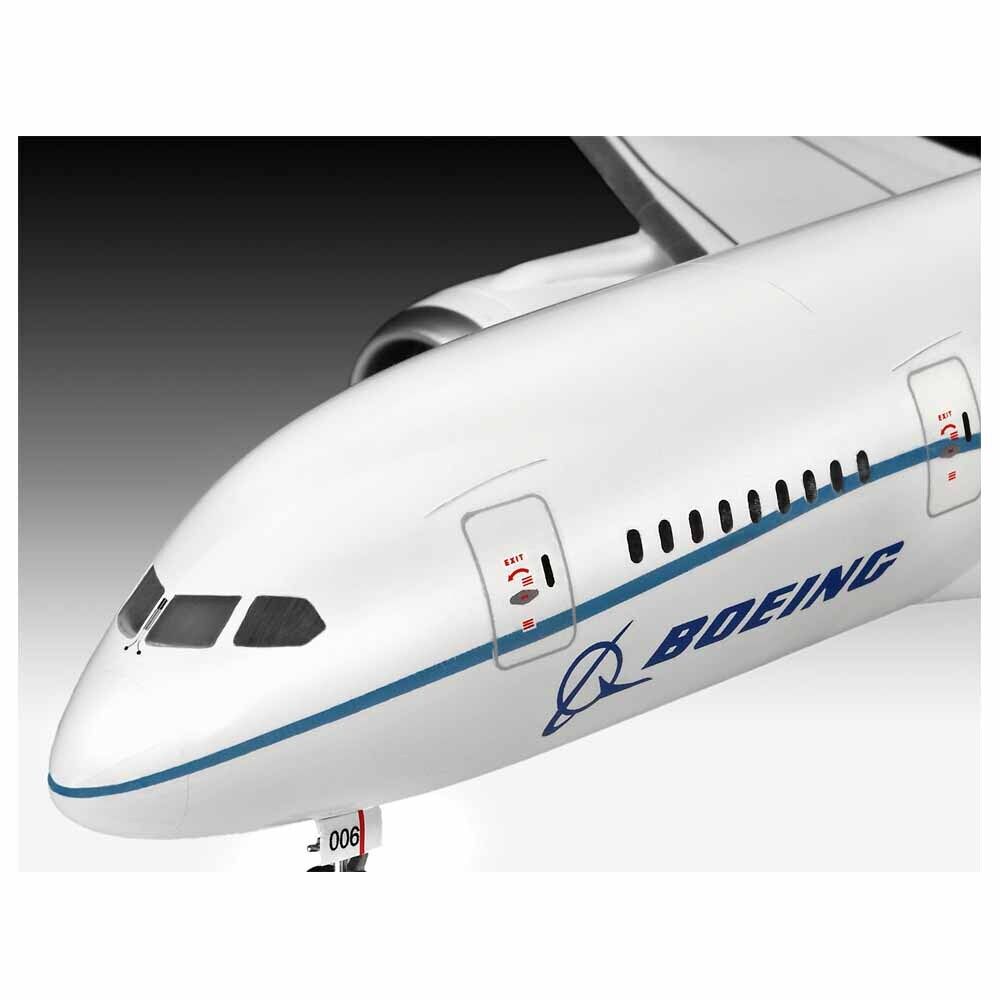 REVELL 04261 BOEING 787-8 DREAMLINER 1:144 SCALE PLASTIC MODEL KIT