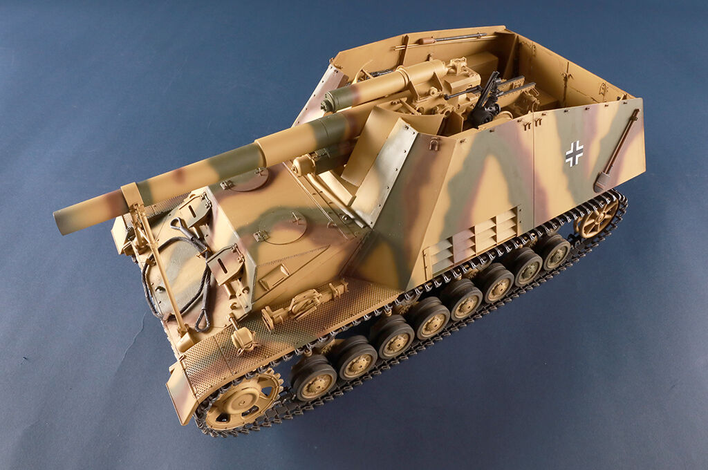 TRUMPETER 00953 GERMAN SD.KFZ.165 HUMMEL SELF PROPELLED HOWITZER 1/16 ...